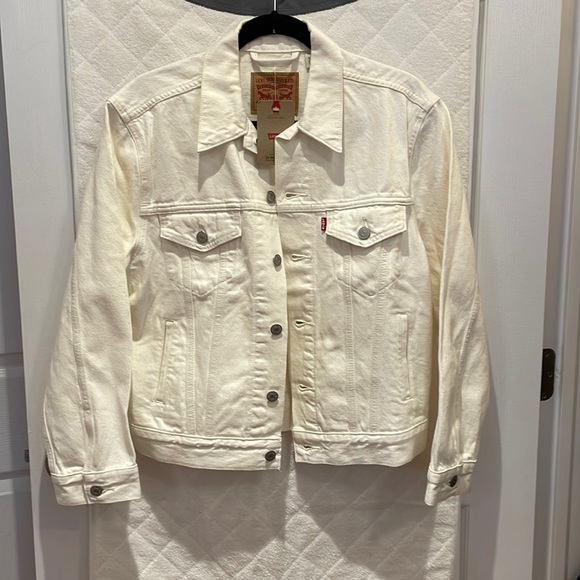 Levi's | Jackets & Coats | Nwt Levis Exboyfriend Trucker Jacket | Poshmark